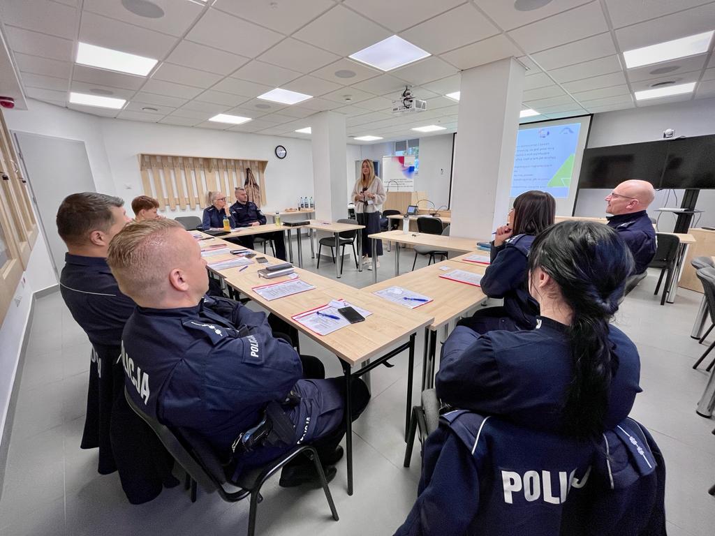 Warsztaty zapobiegania wypaleniu zawodowemu - Wiadomości - Policja Kujawsko-Pomorska